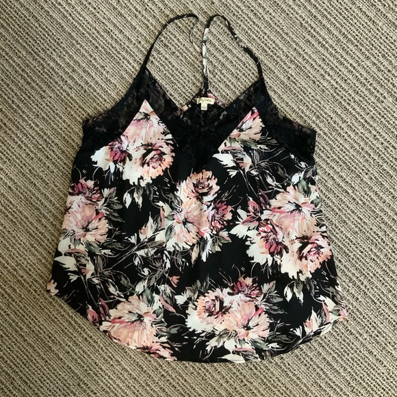 Lily White | Tops | Lily White Floral Flowy Cami | Poshmark